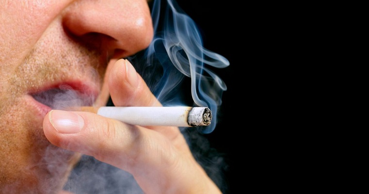 10 maneras de evitar que los adolescentes comiencen a fumar