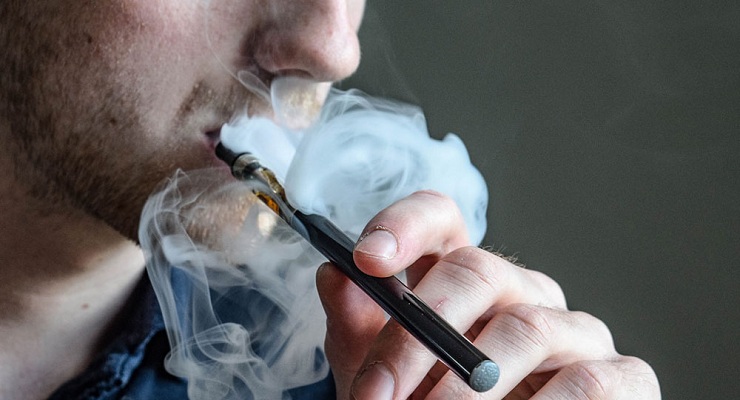 Efectos del uso a largo plazo de los inhalantes y su tratamiento ...